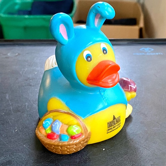 Bath, Skin & Hair | Rare Rubber Ducks 35 Mineral Palace Deadwood Sd ...